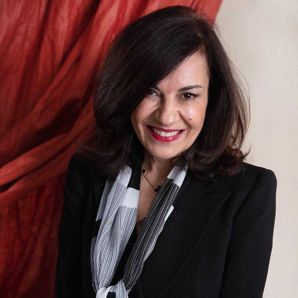 Echo of an Interesting Woman